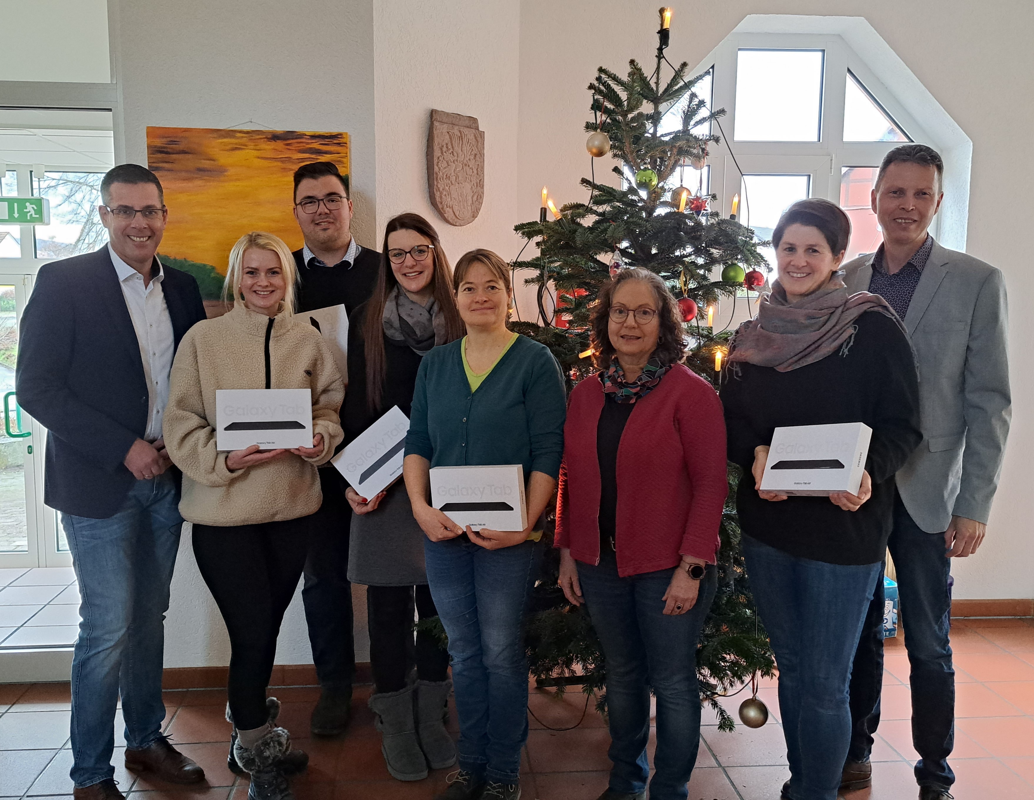 Tablets für die Kitas in Frielendorf - Spendengelder anlässlich der ...